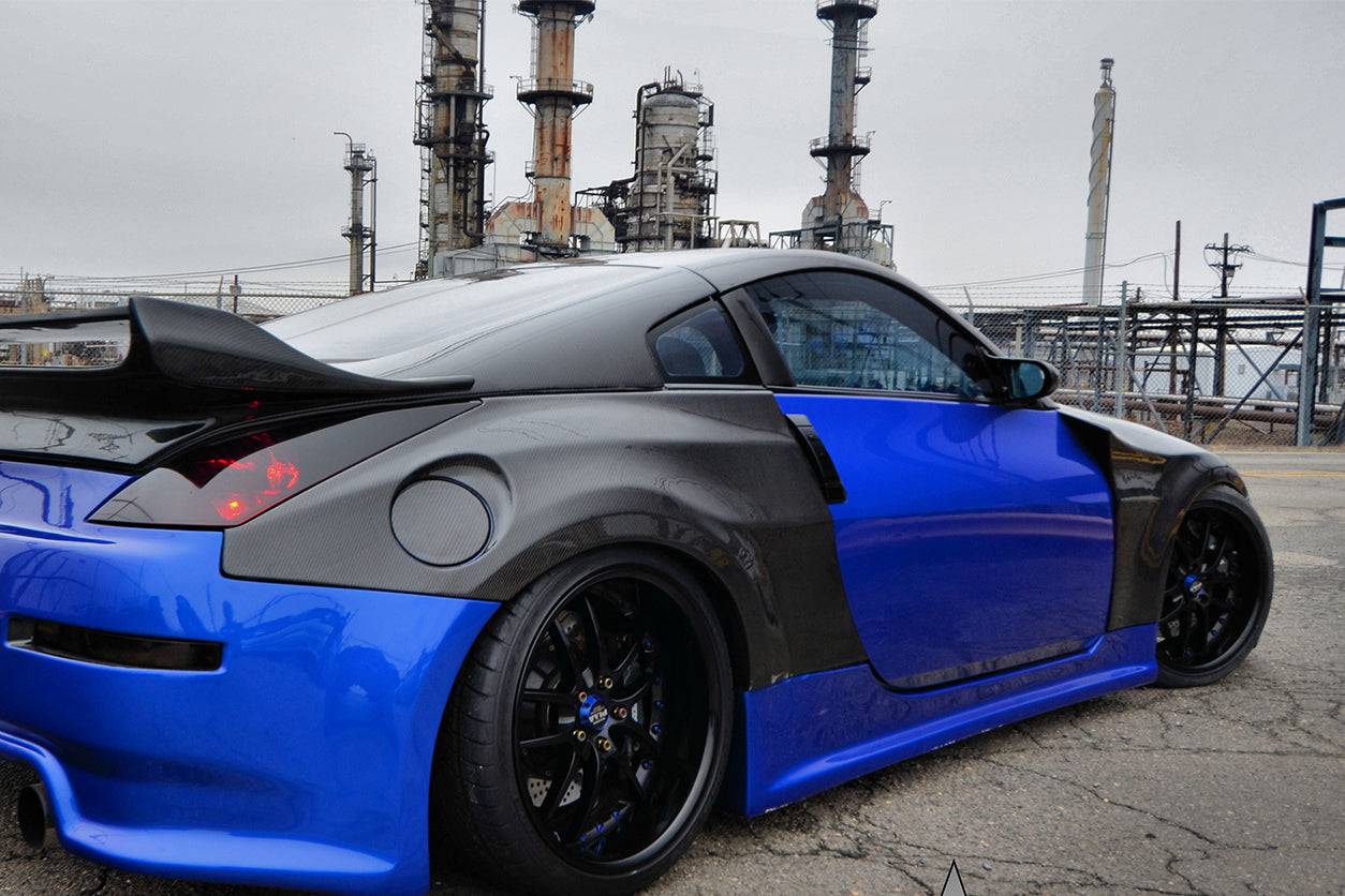 2003-2008 Nissan 350Z DL Style Wide Fender Set | Carbonado Aero