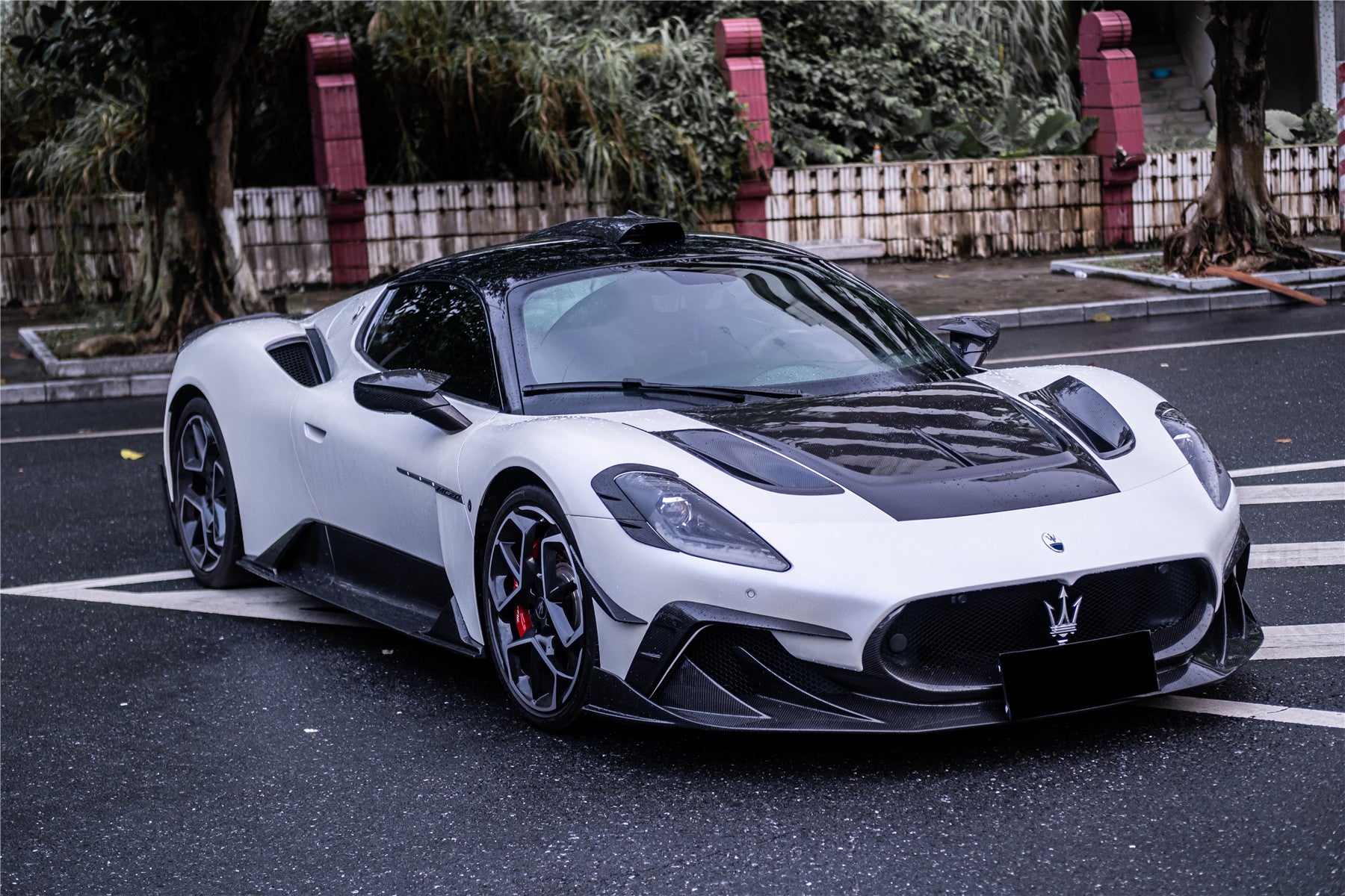 Carbondo-MC20-msy-body-kit_22.jpg?v=1739987680