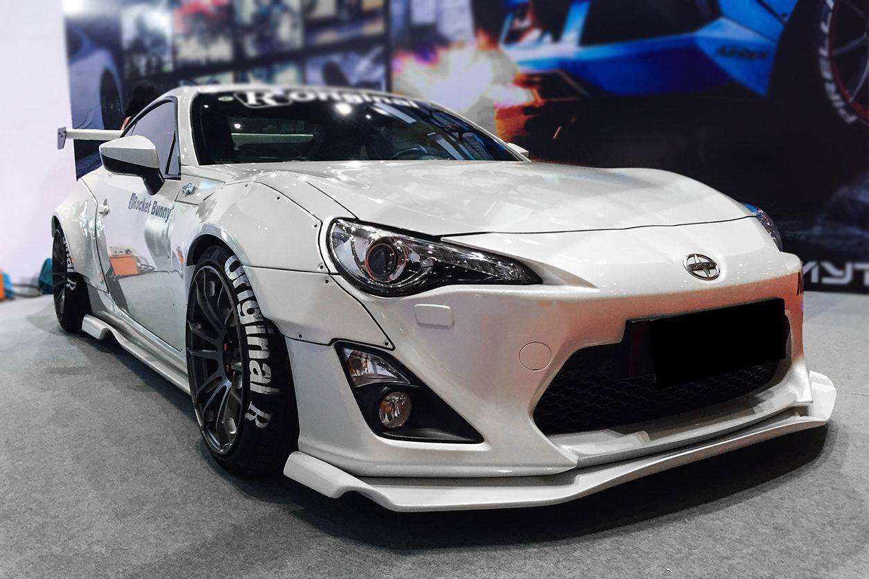 Labio delantero de fibra de carbono estilo Scion FRS / Toyota GT86 ...