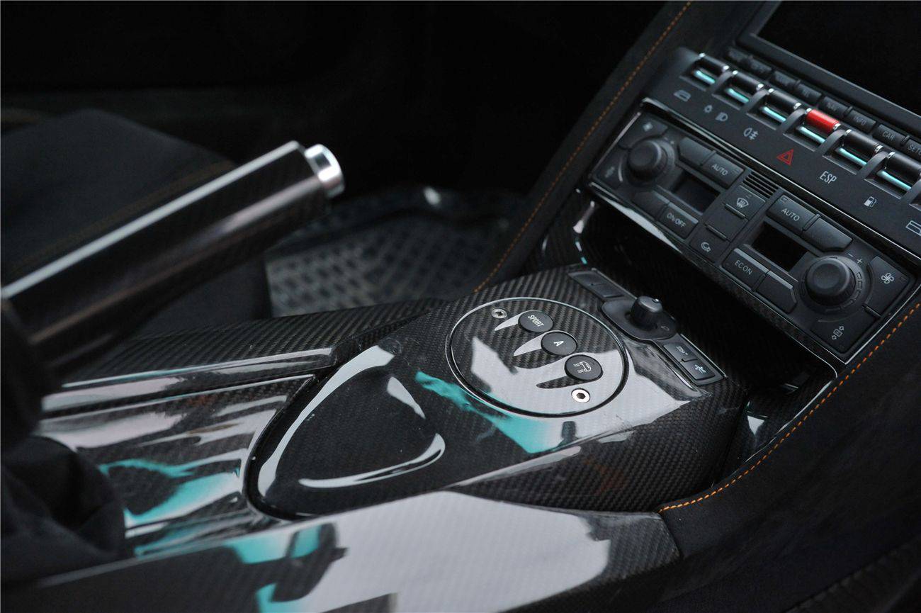 2004-2014 Lamborghini Gallardo OEM Style Carbon Fiber Center Console ...